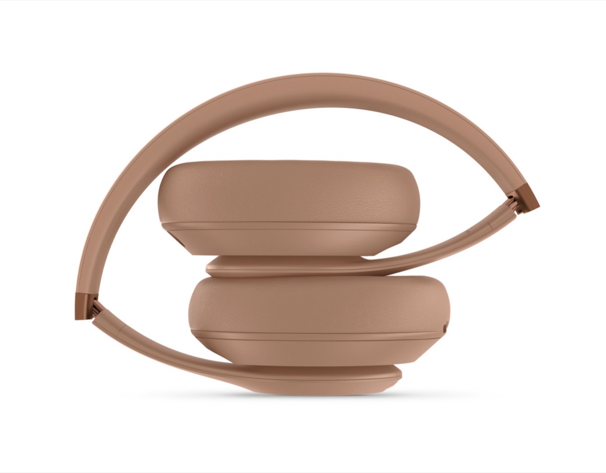 キム・カーダシアンとのコラボ第2弾「Beats Studio Pro – Kim スペシャルエディション」新色3カラーで発売 | PALMFAN